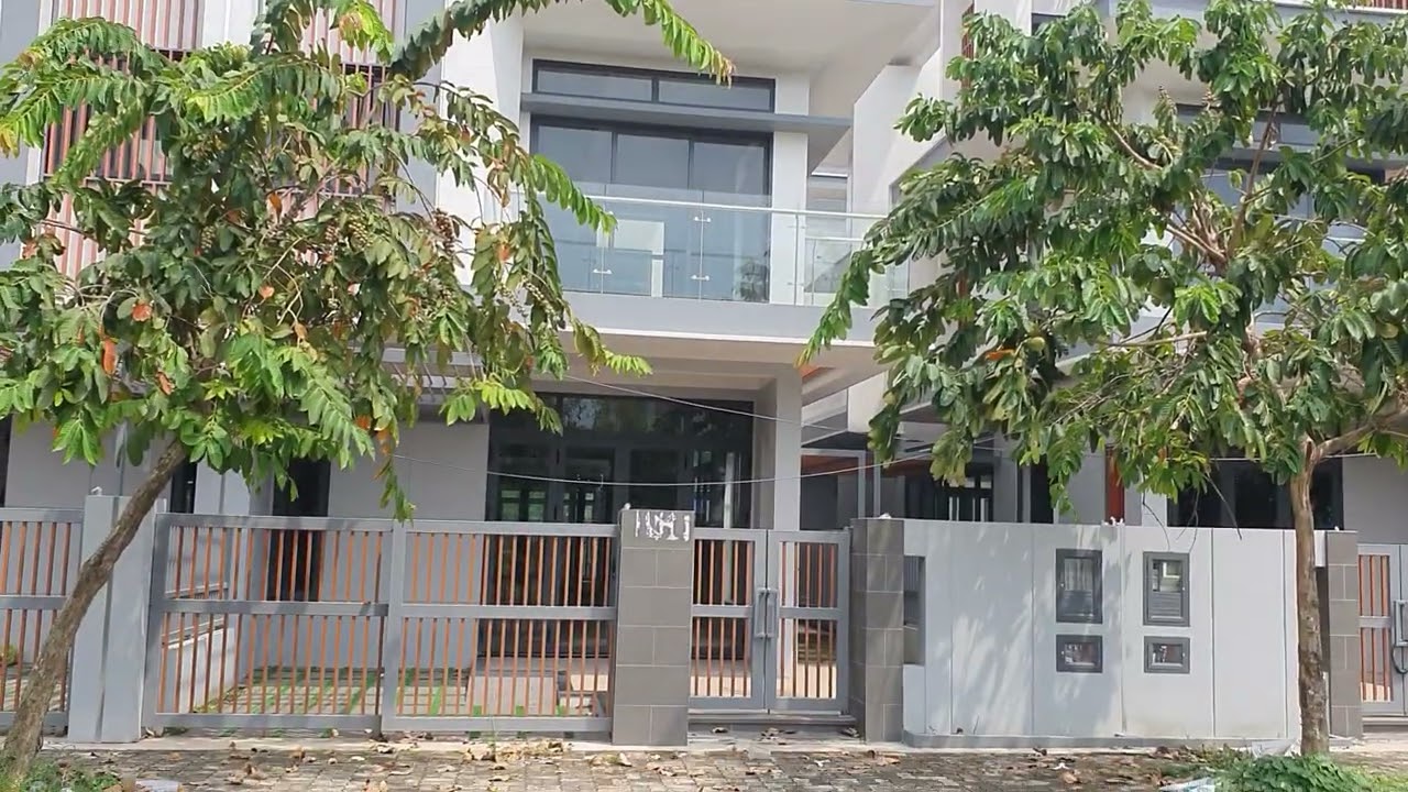 3 căn BT-LKV 10x20 m [ 200m2] tại KĐT Đông Tăng Long Tp Thủ Đức giá 15 tỷ