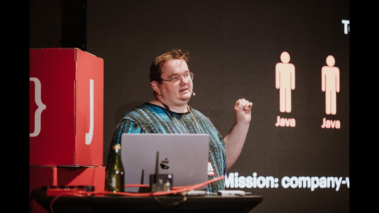 DevOpsDays Warsaw 2022 - Tomasz Dudek - Is the MLOps tooling the same ... DevOpsDays Warsaw 2022 - Tomasz Dudek - Is the MLOps tooling the same ...