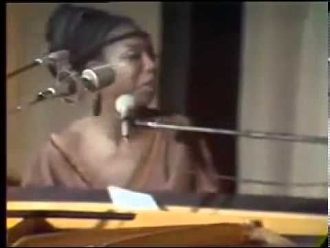 I Wish I Knew How It Would Feel To Be Free - Nina Simone - VAGALUME